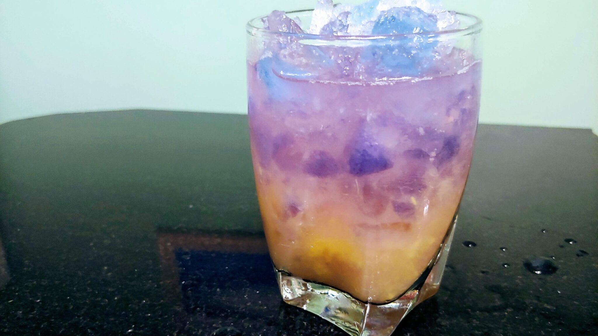 Color-Changing Drinks | Does It Make Them Better